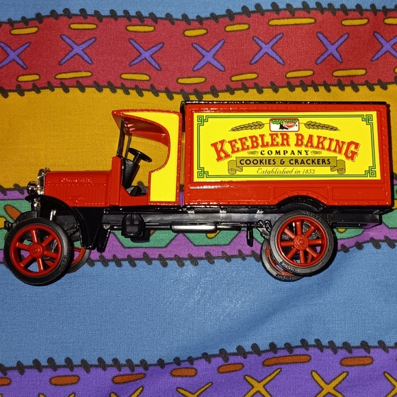 Vintage | Other | 9s Keebler Baking Company Cookiescrackers Car Penny ...